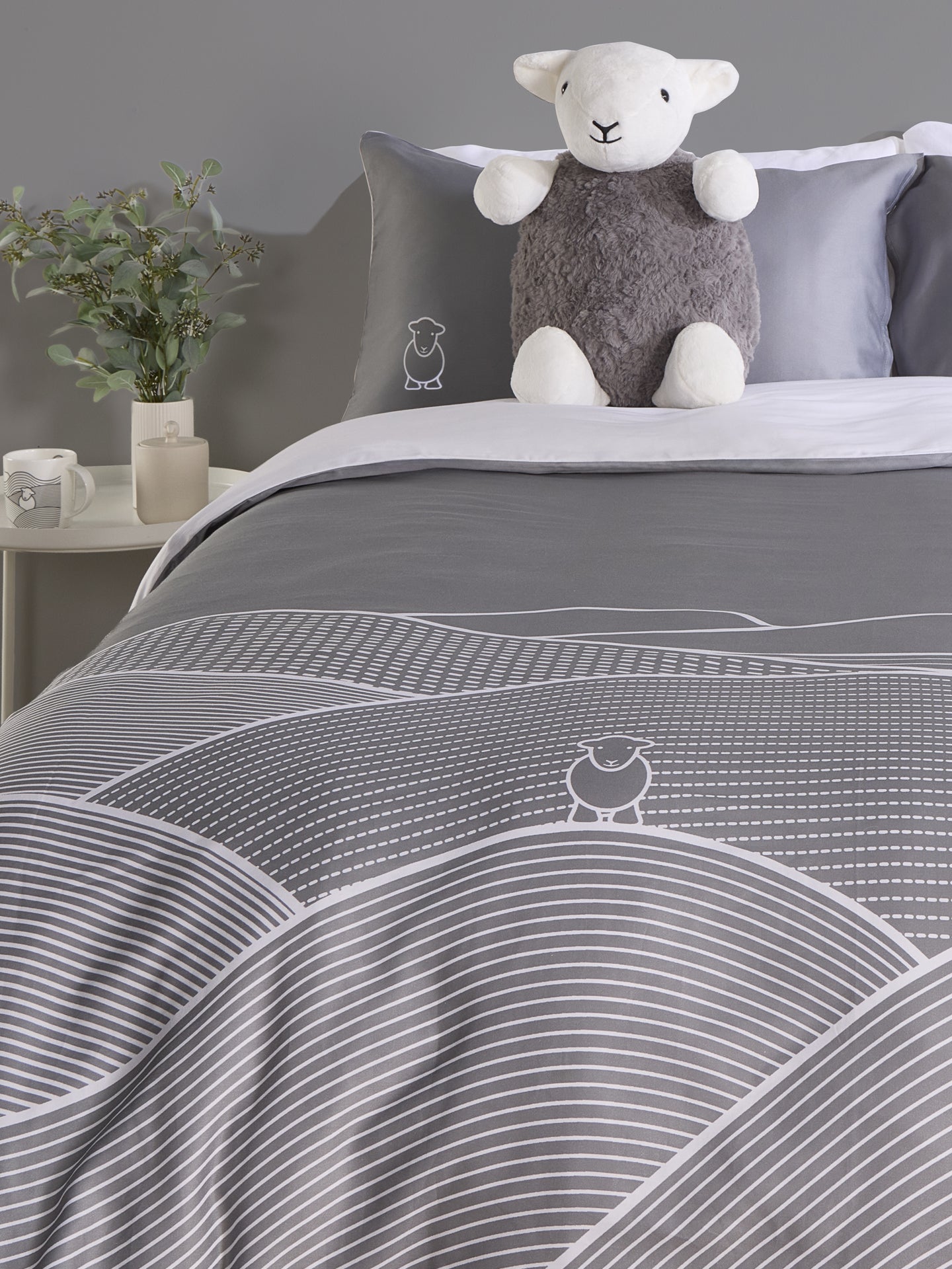 Line Duvet Set – The Herdy Company Ltd
